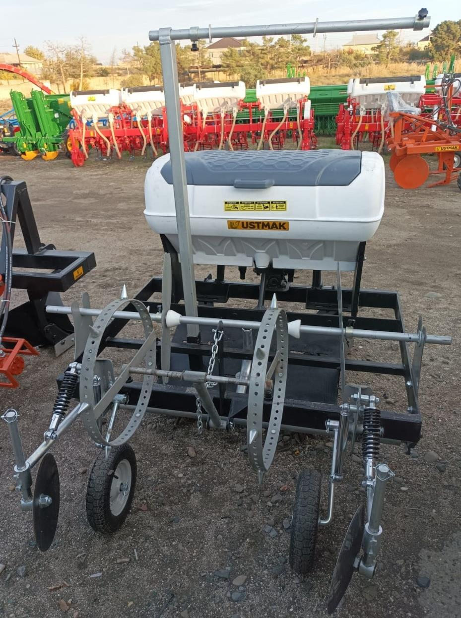 Mulching Machine – With Fertilizer Attachment – Aqronaft MMC